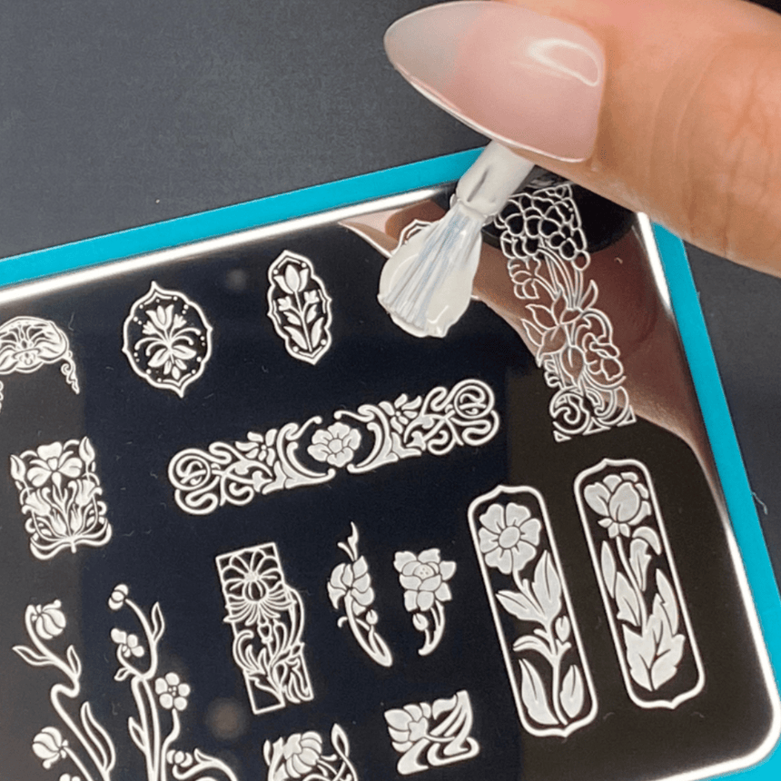 Nail Art Stamping Ideas Techniques & 'How To' | Maniology