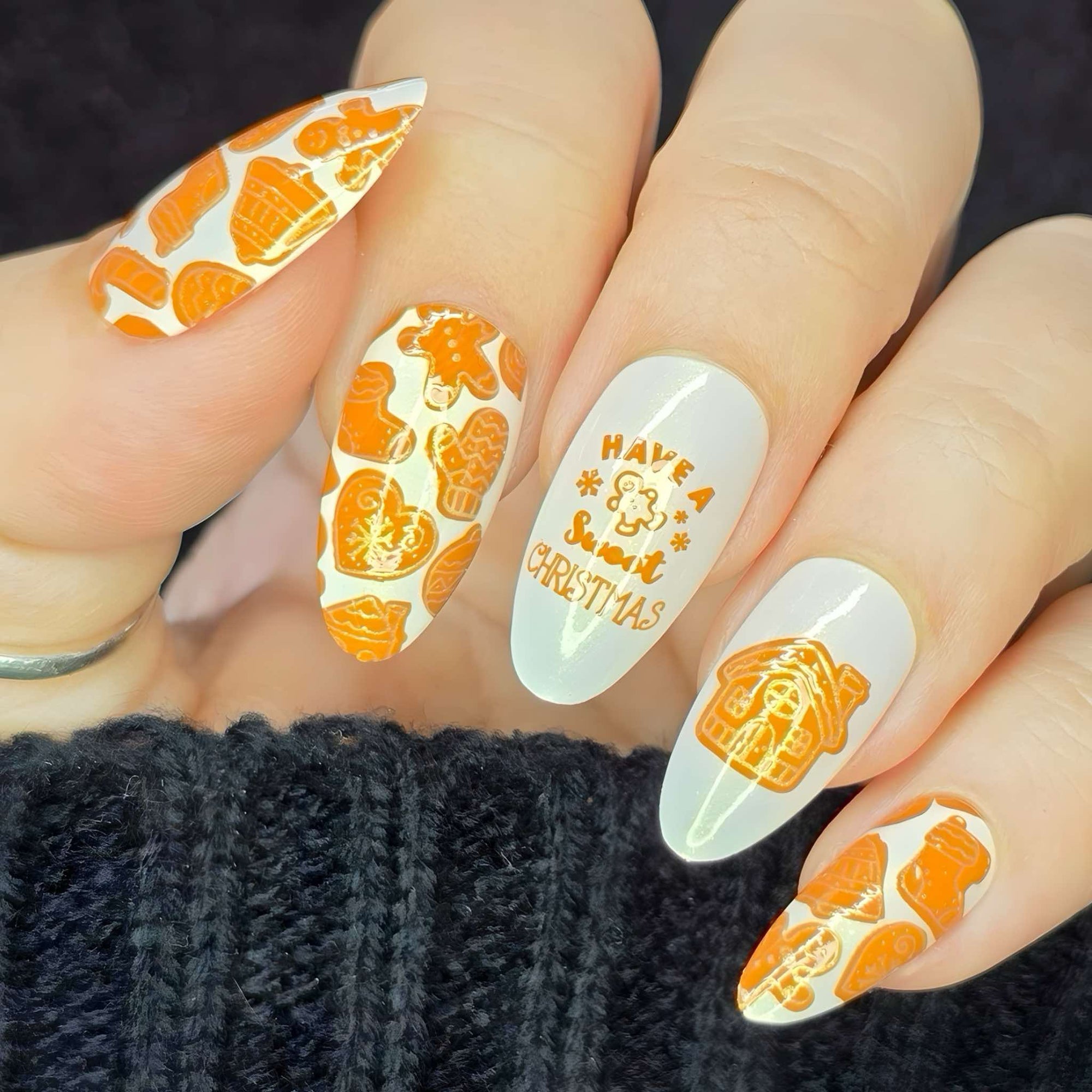 Gingerbread Workshop (M417) - Nail Stamping Plate – Maniology