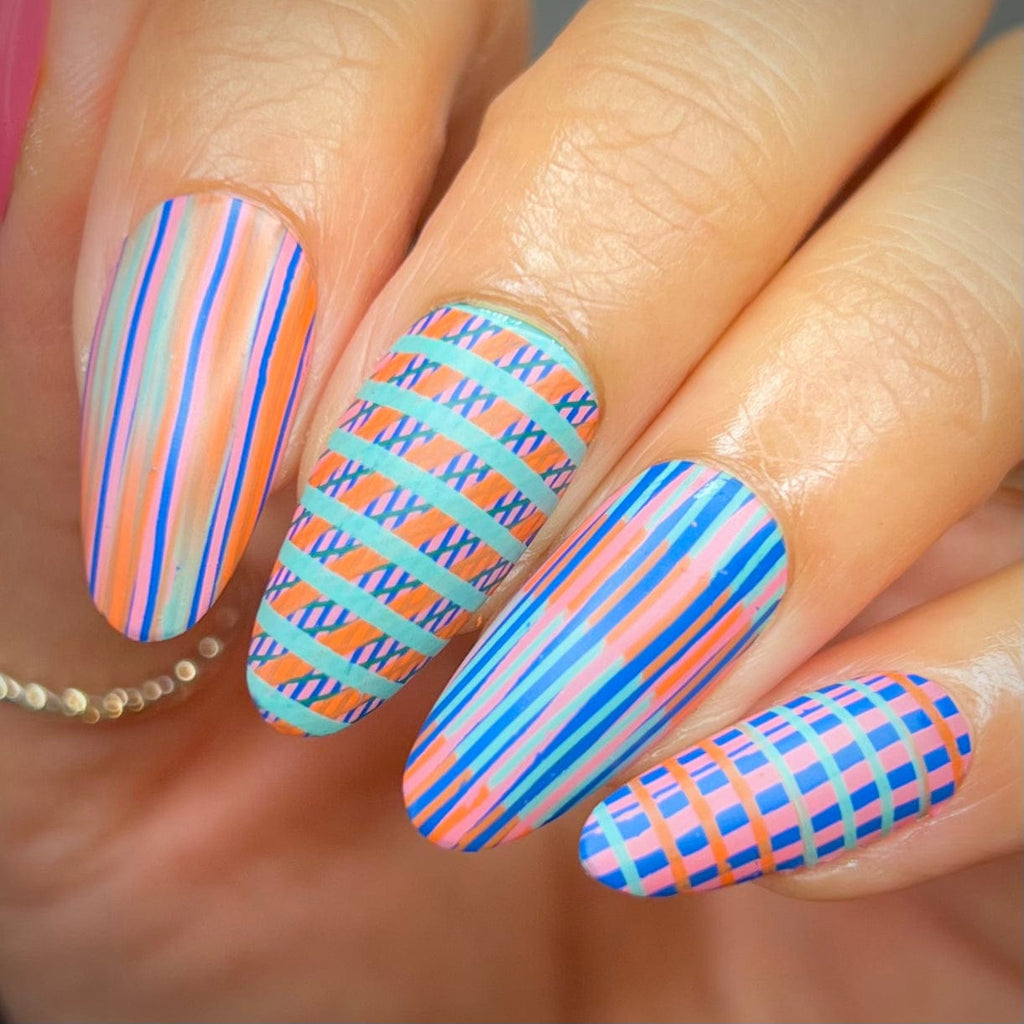 Shape Nouveau: Walk the Line (M474) - Nail Stamping Plate – Maniology