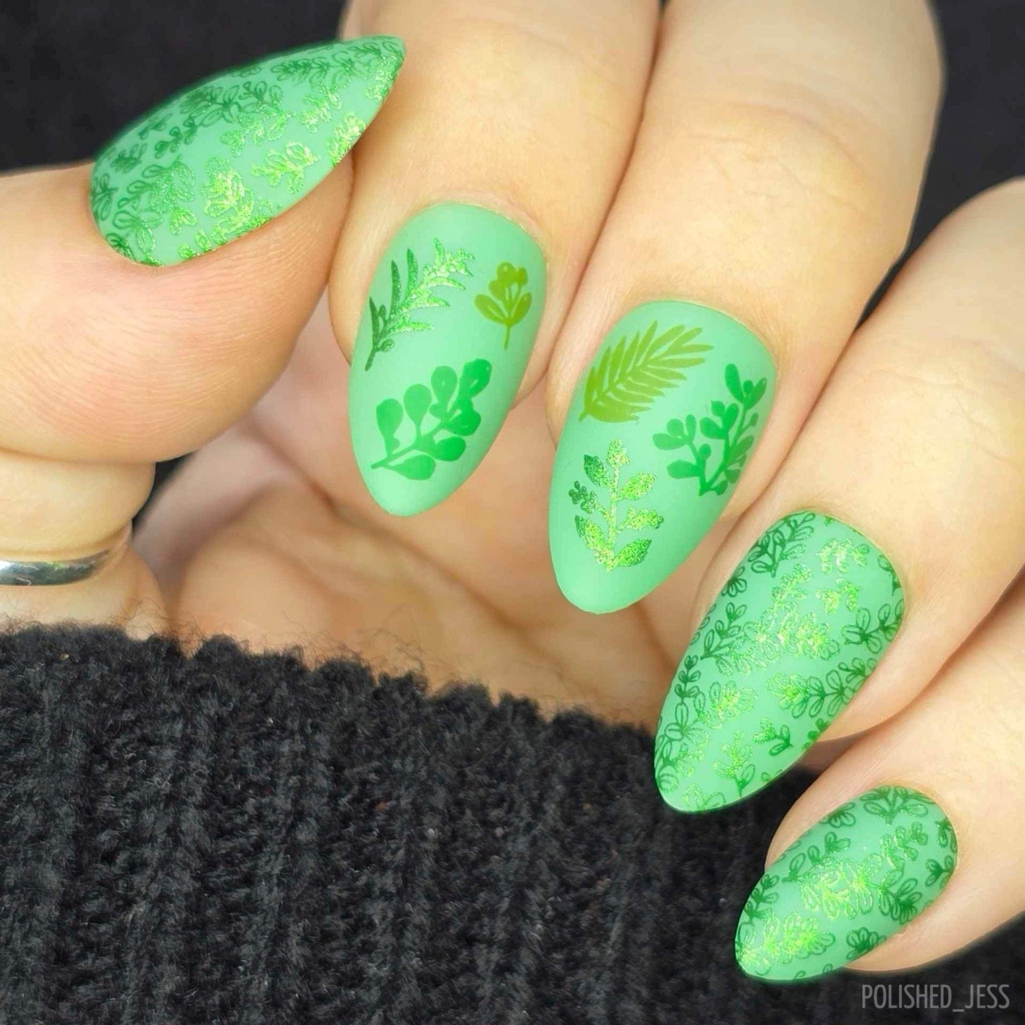 Winter Botanicals (M511) - Nail Stamping Plate – Maniology
