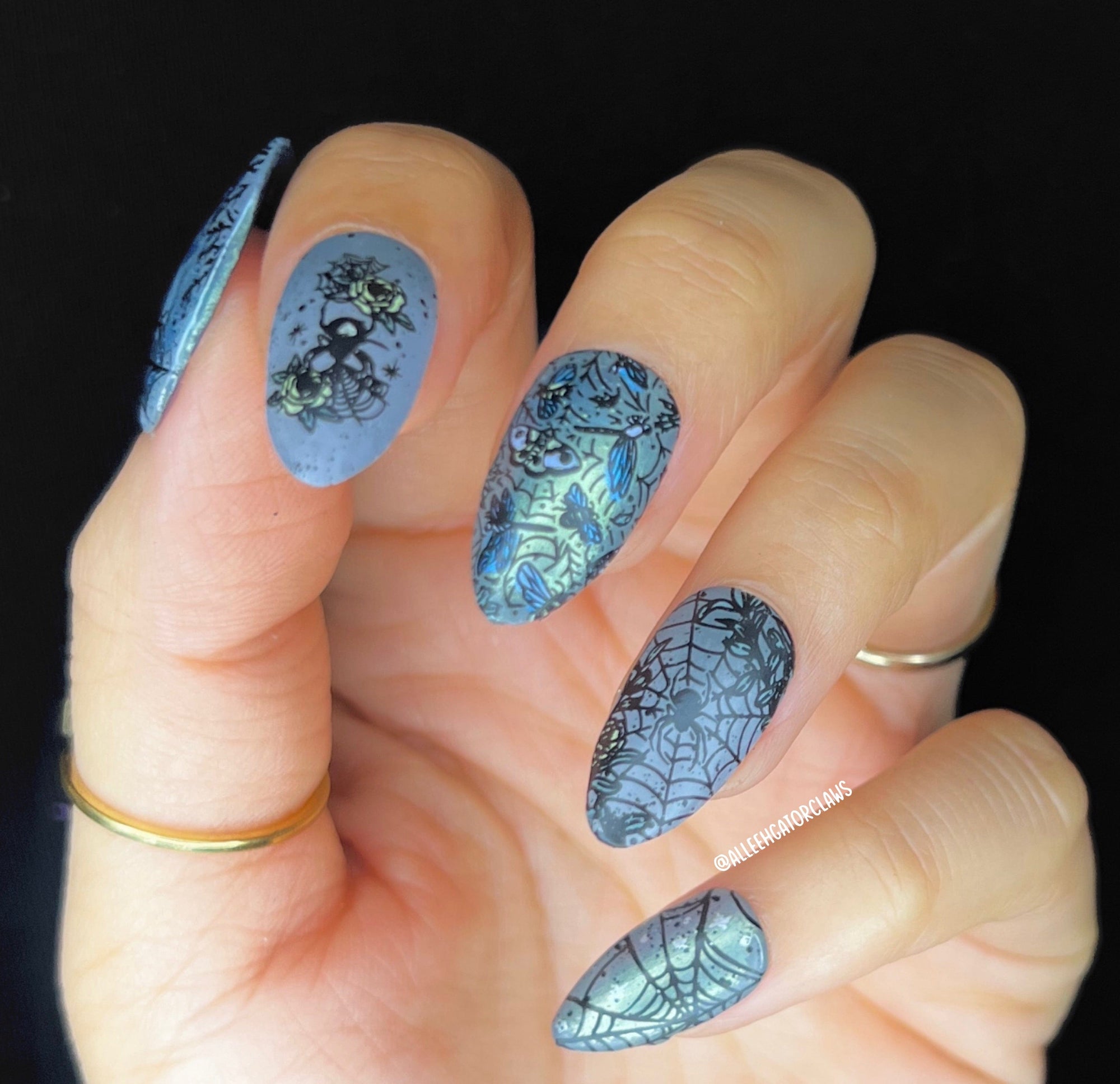 Black Widow Nail Stamping Plate | Maniology